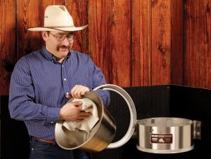 Automatic Horse Waterers | Nelson Mfg 900 Series | IA